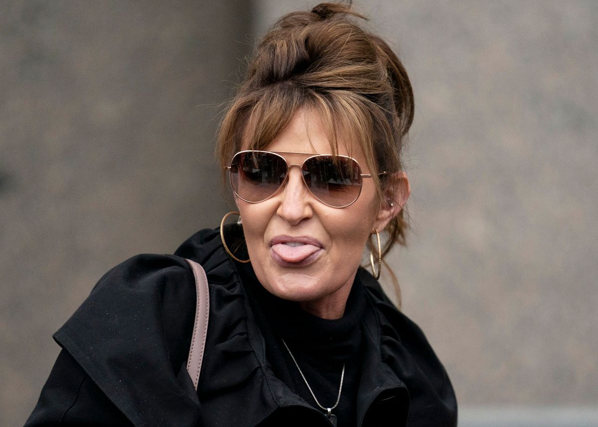 Sarah Palin– 40 BEST PHOTOS! Shows Off Her Perfect Figure In New Photos ...